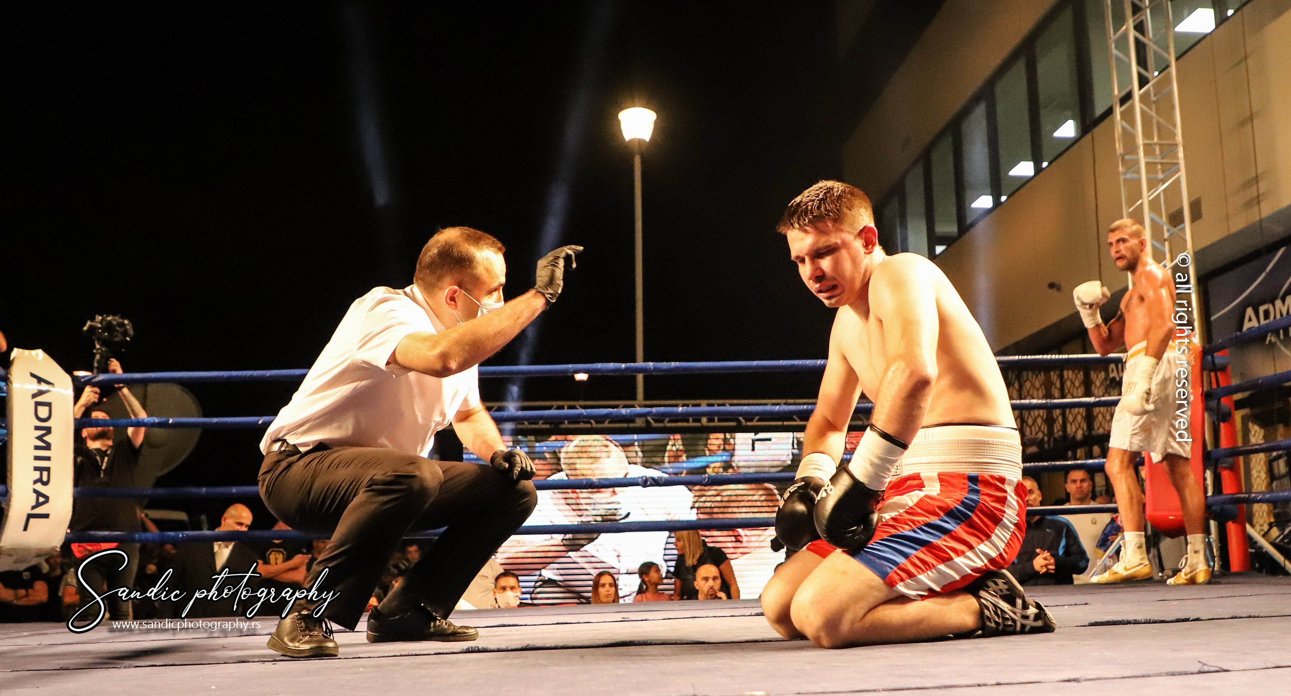 Balkan Boxing / Veljko Ražnatović (SRB) – Denys Kozakov (UKR) 04.09. ...